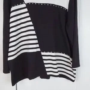 Alfred Dunner | Sweaters | Alfred Dunner Womens Blackwhite Color Block ...